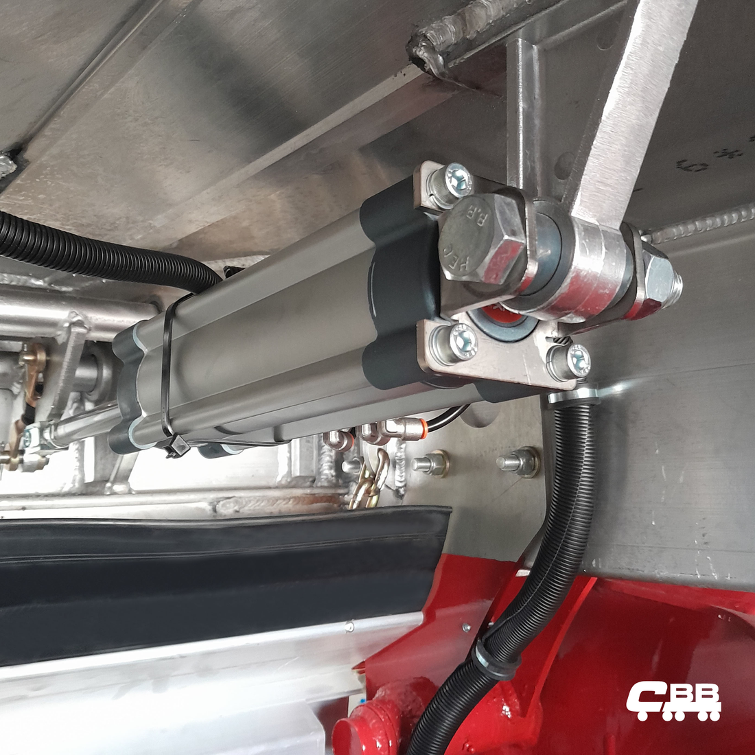 AIR OPERATED TAILGATE CYLINDER- PRE 2018 – Chris's Body Builders