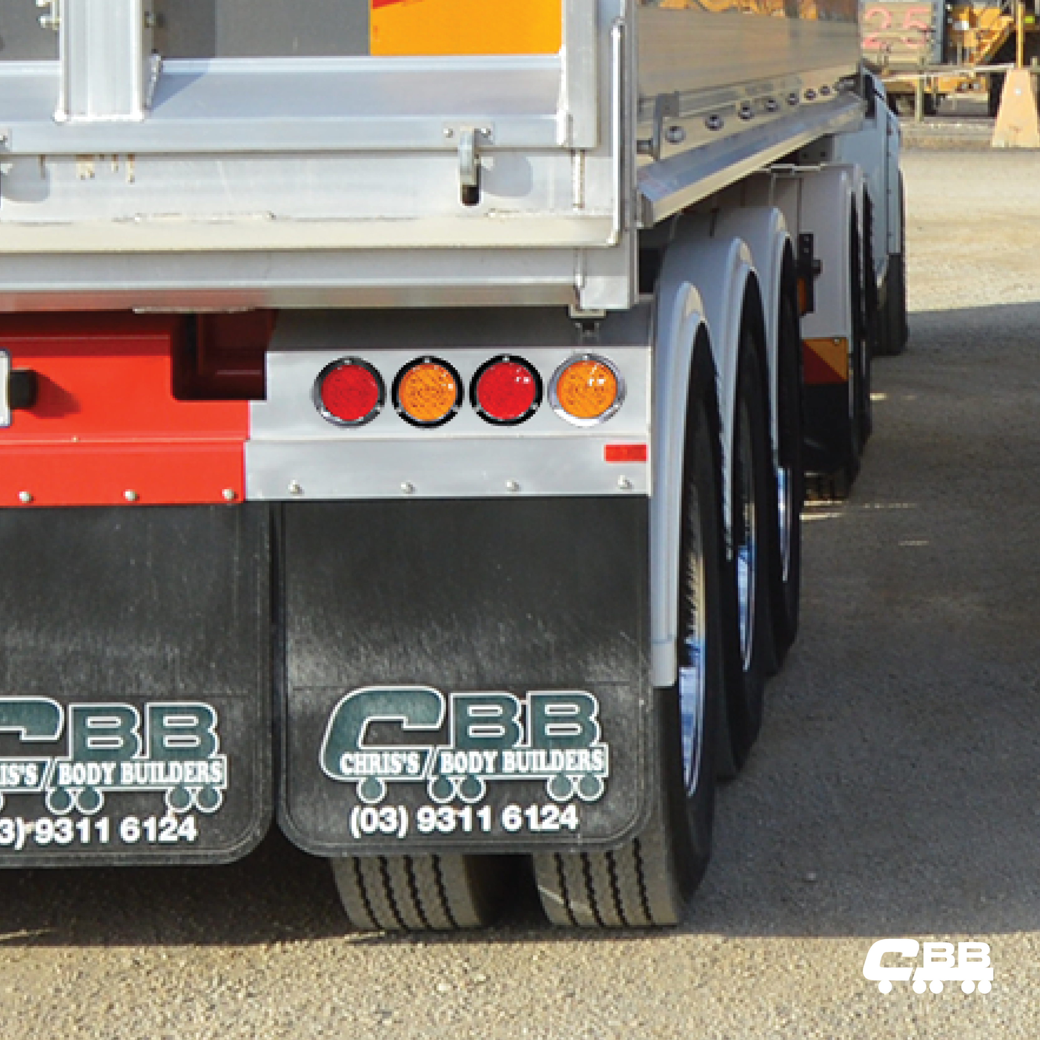 QUARTER GUARDS LARGE - 4 ROUND HOLES – Chris's Body Builders